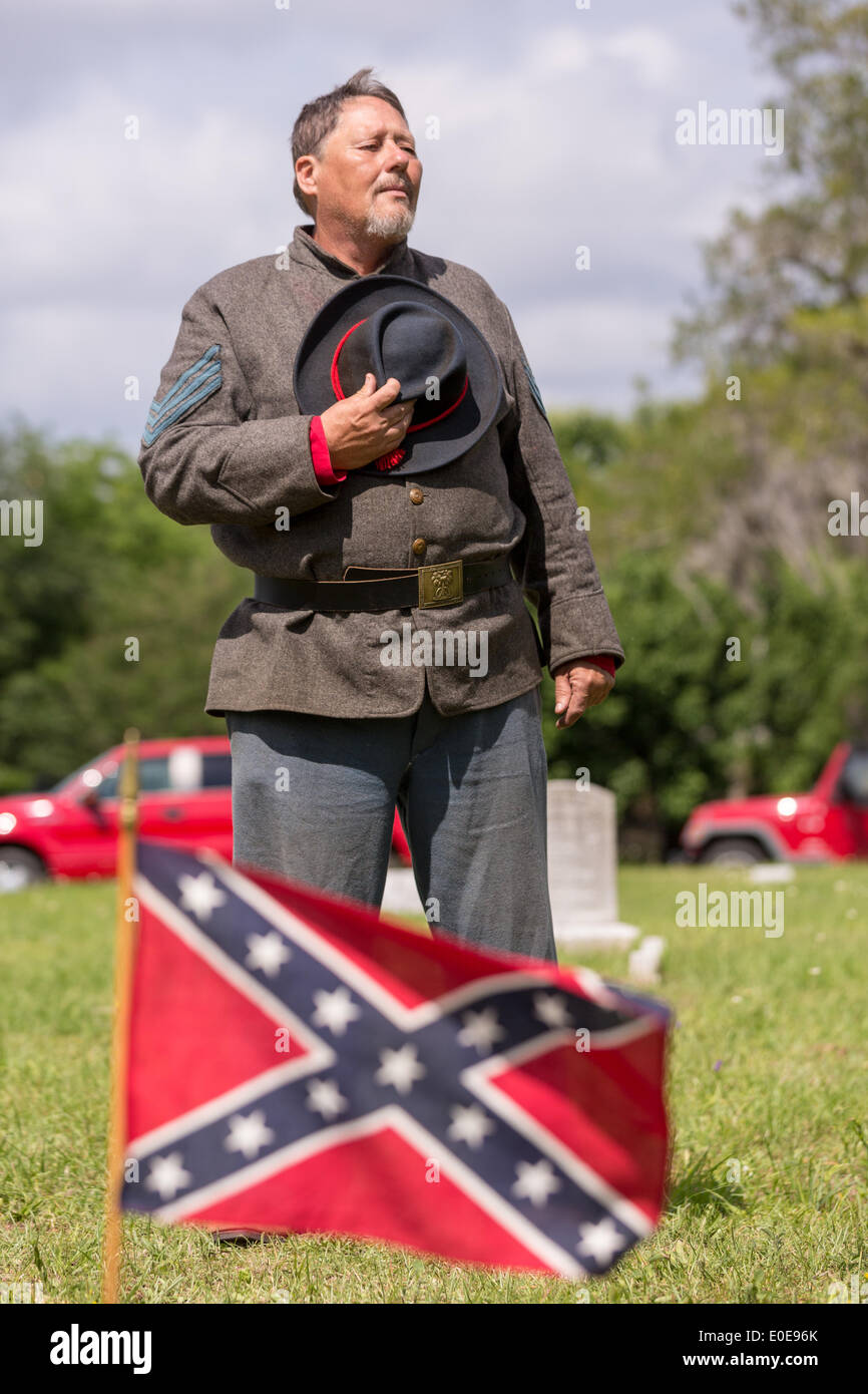 American civil war re enactor in hi-res stock photography and images ...