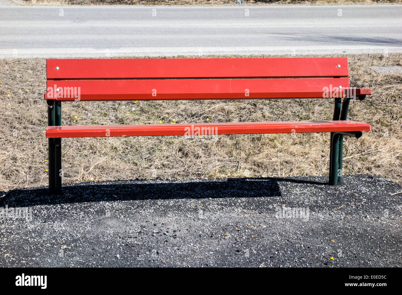 Bench red bench hi-res stock photography and images - Alamy