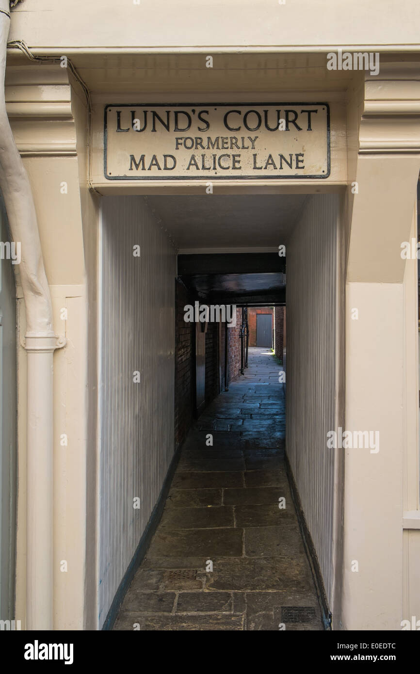 Mad city hi-res stock photography and images - Alamy