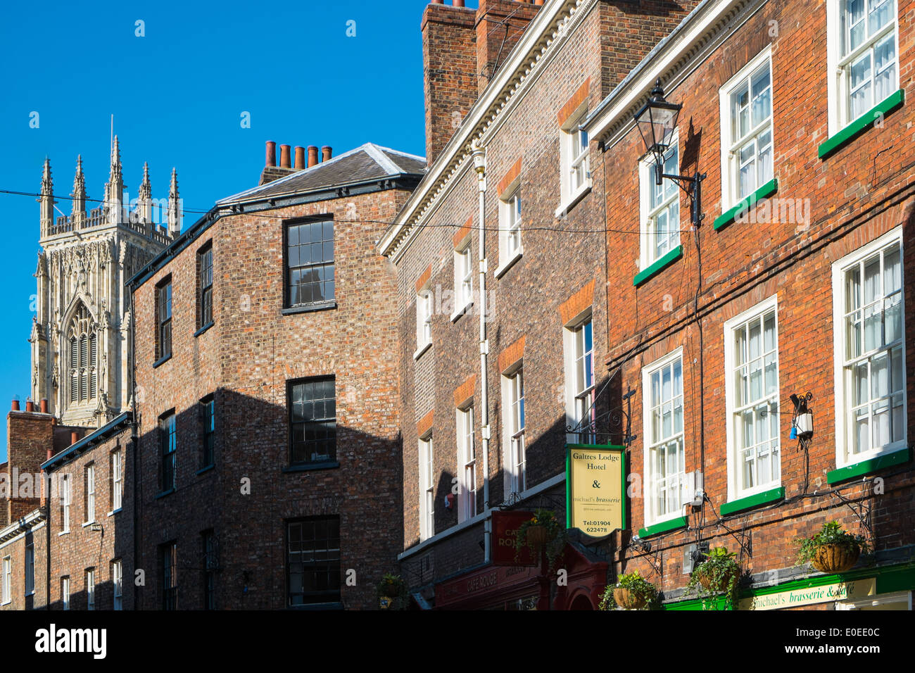 Stonegate In City York Busy Stock Photos & Stonegate In City York Busy ...