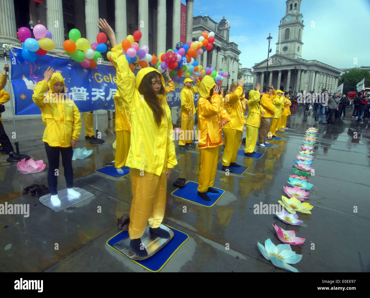 London, UK, 10th May, 2014. Celebrating World Falun Dafa Day in the ...