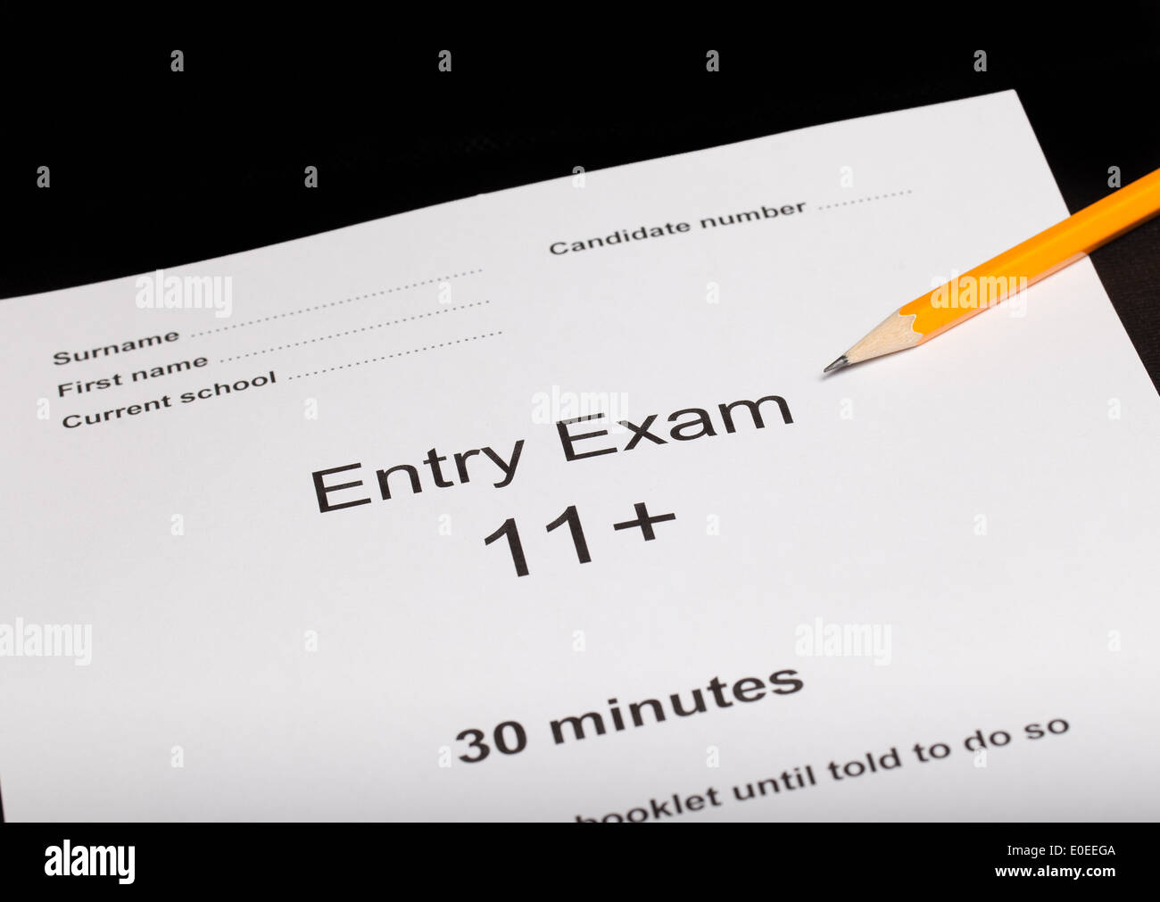 Exam paper hi-res stock photography and images - Alamy
