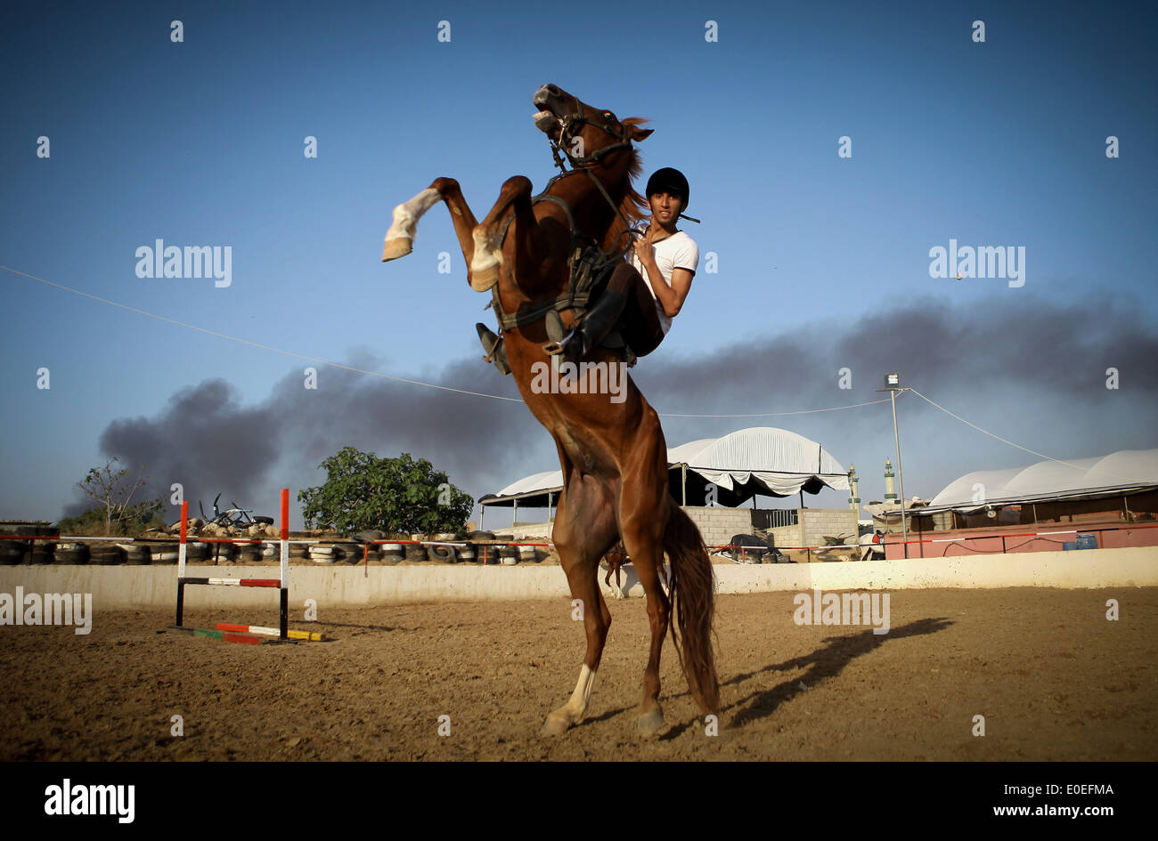 Gaza City, Gaza Strip, Palestinian Territory. 10th May, 2014. A ...