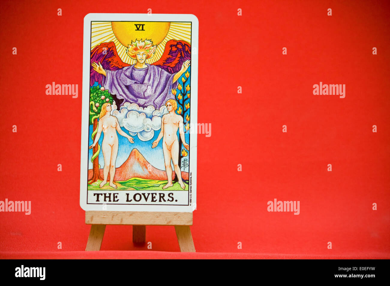 The lovers tarot card hi-res stock photography and images - Alamy