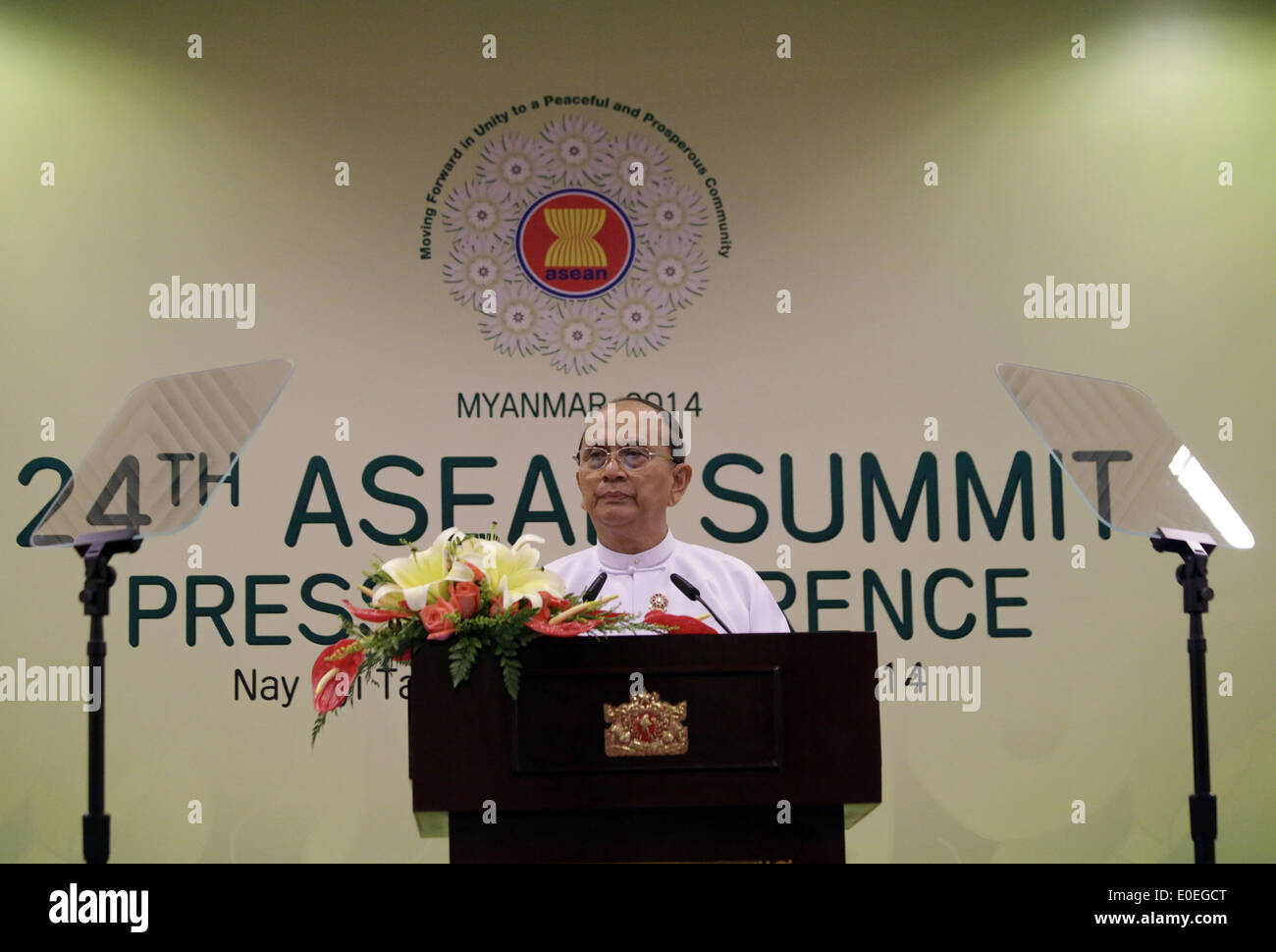 Taw press hi-res stock photography and images - Alamy