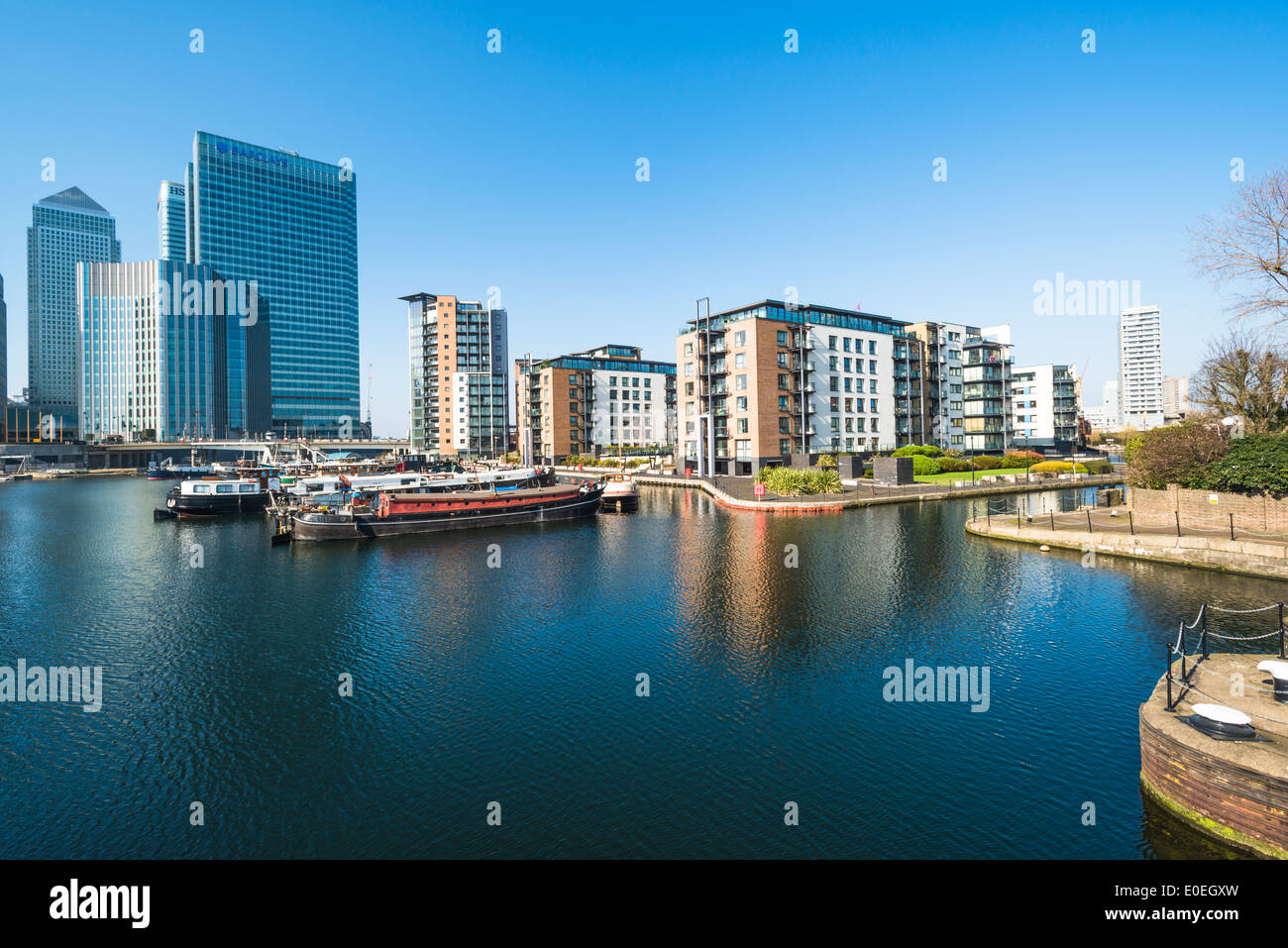 View of modern skyscrapers in Canary Wharf, London UK Stock Photo - Alamy