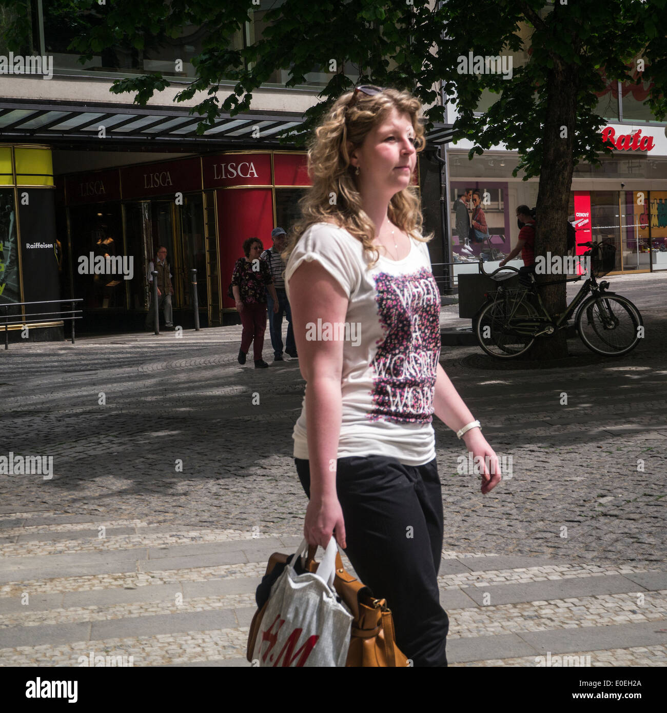 Random people hi-res stock photography and images - Alamy
