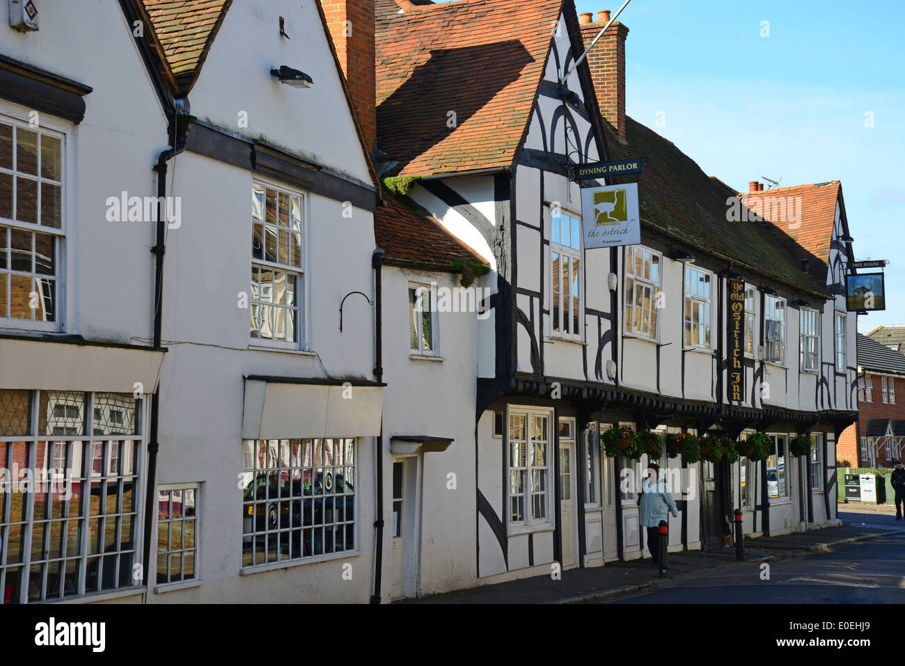 The ostrich inn colnbrook hi-res stock photography and images - Alamy