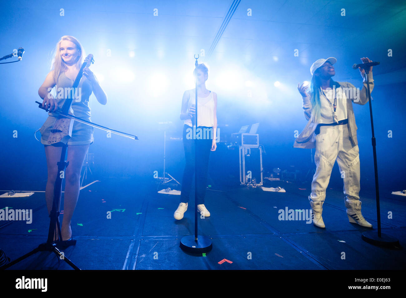 Grace chatto and milan neil amin smith of clean bandit hi-res stock ...