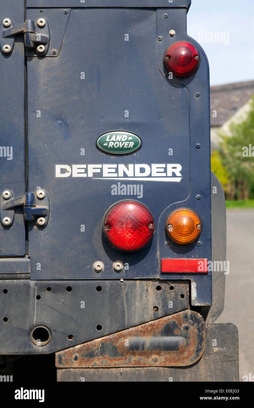 Land rover defender hi-res stock photography and images - Alamy