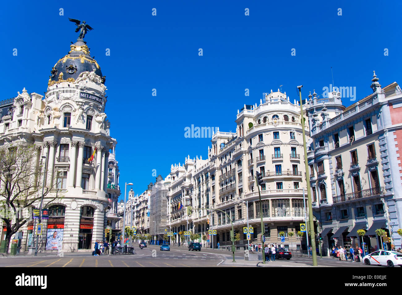 The Metropolis Building, Madrid, Spain Stock Photo - Alamy