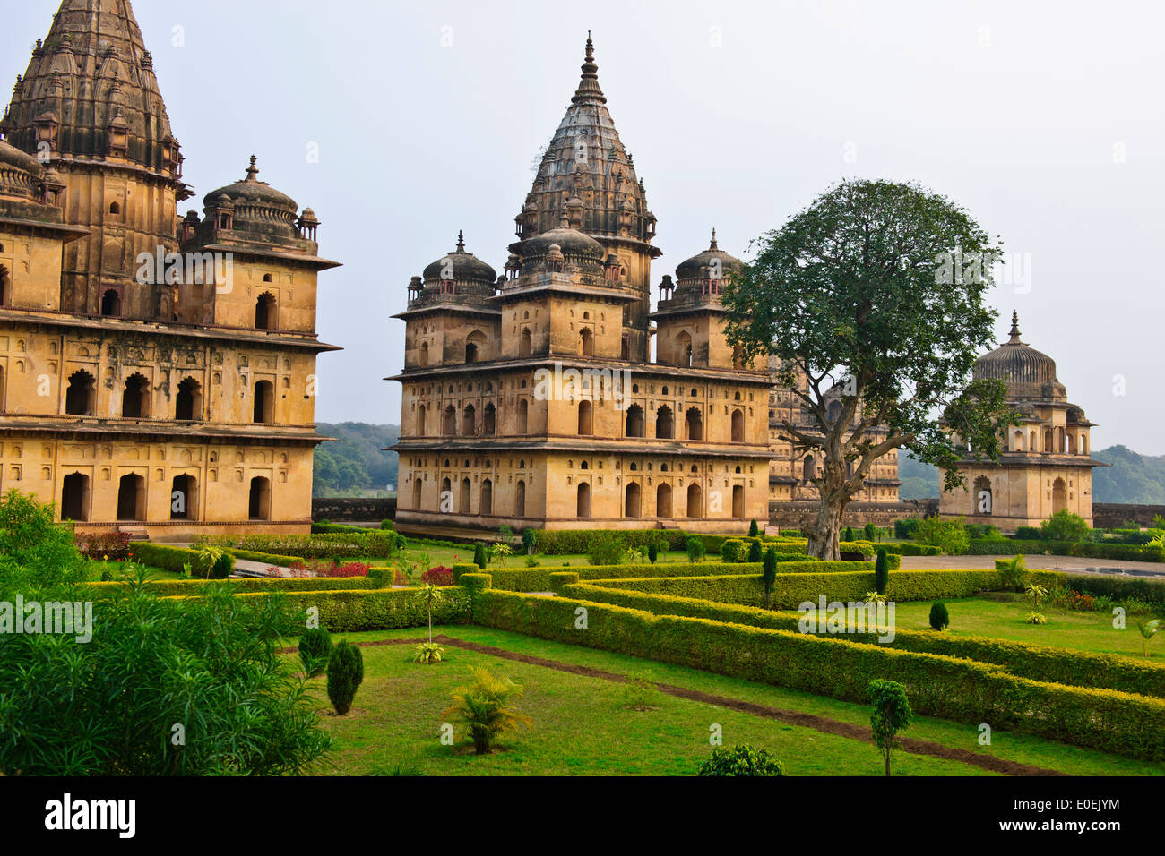 Chhatris to orchha rulers including bir singh deo hi-res stock ...
