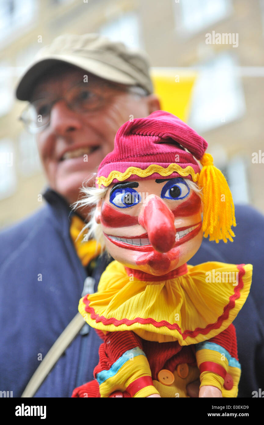 Punch puppet hi-res stock photography and images - Alamy