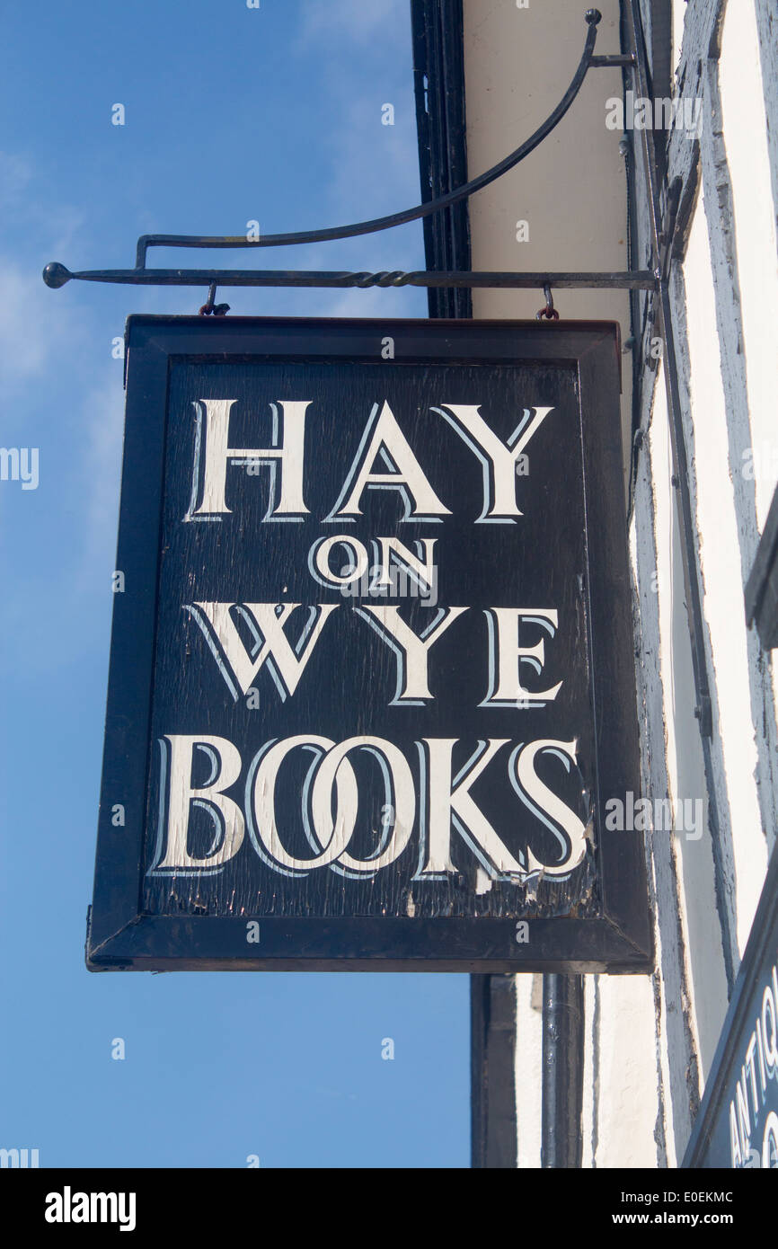 Bookshop signage hi-res stock photography and images - Alamy