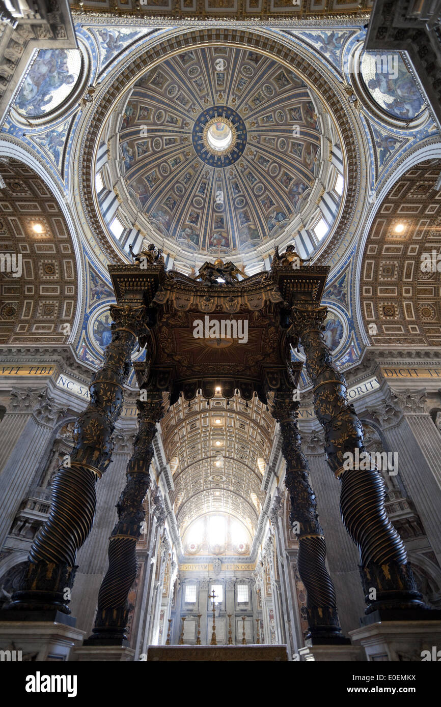 Petersdom E High Resolution Stock Photography and Images - Alamy