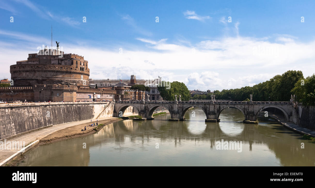 Castel sant’angelo rome hi-res stock photography and images - Alamy