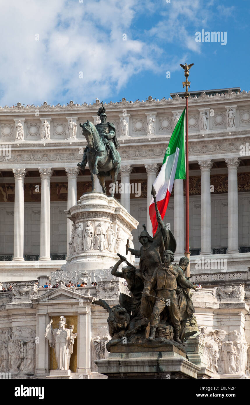 Monumento nazionale a vittorio emanuele ii hi-res stock photography and ...