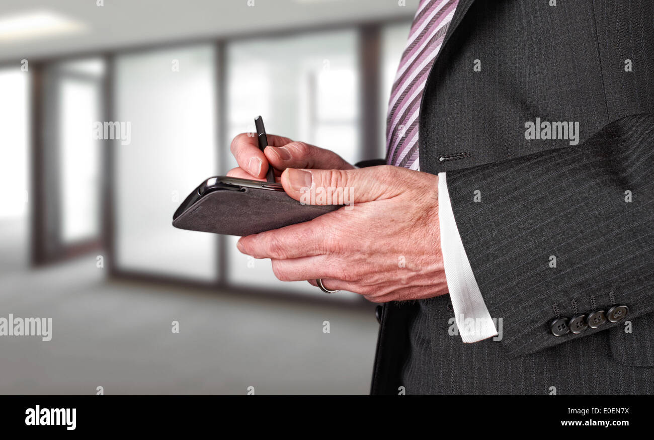 Keypad mobile phones hi-res stock photography and images - Alamy