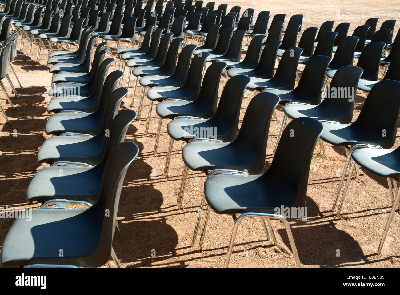 Stuhlreihen hi-res stock photography and images - Alamy