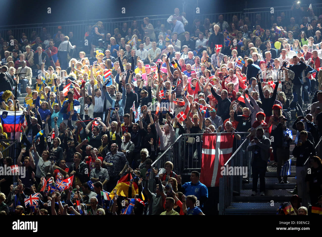 Copenhagen, Denmark. 10th May, 2014. Fans wait for the beginning of the ...