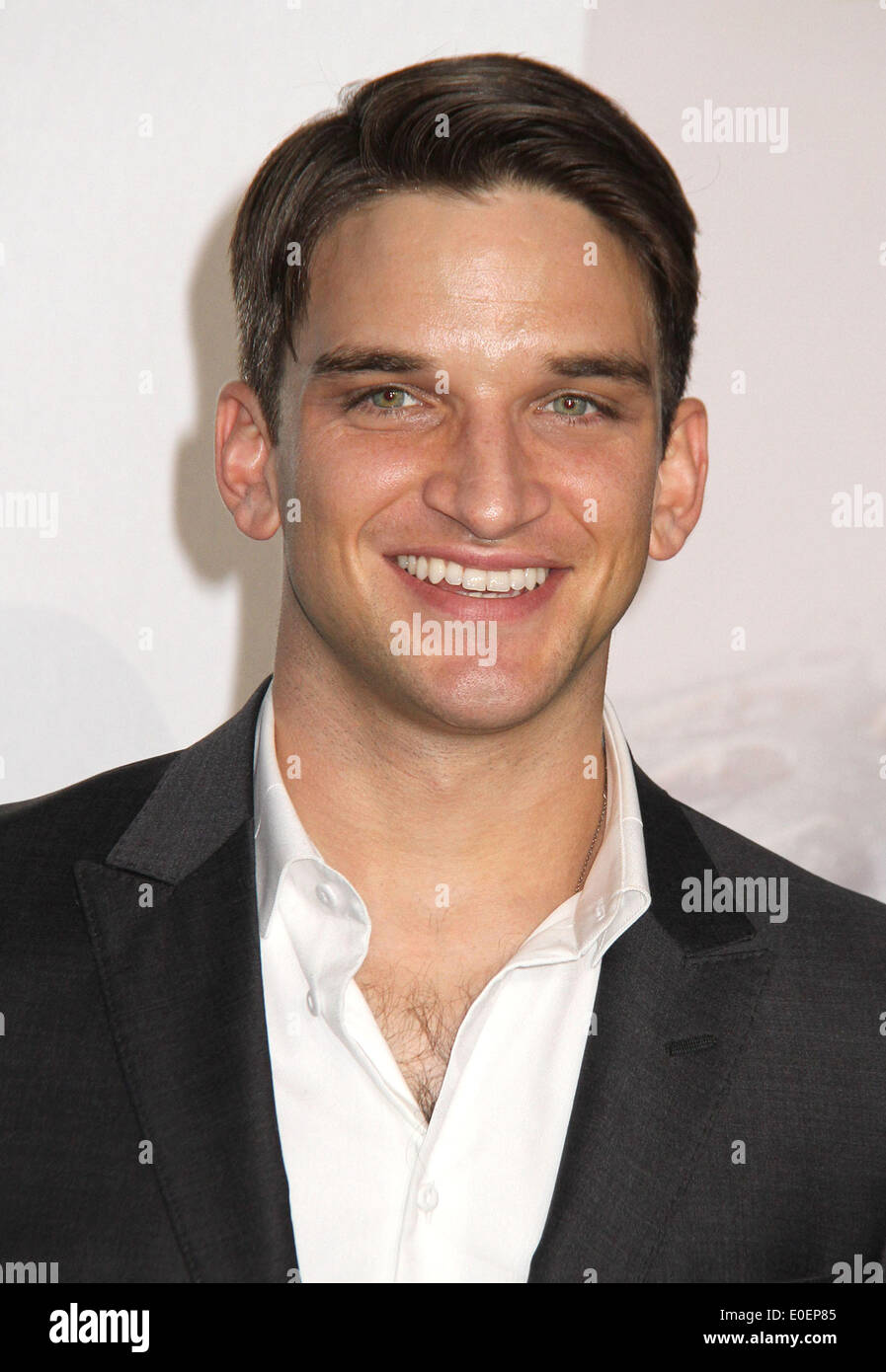 New York, New York, USA. 10th May, 2014. Actor EVAN JONIGKEIT attends ...