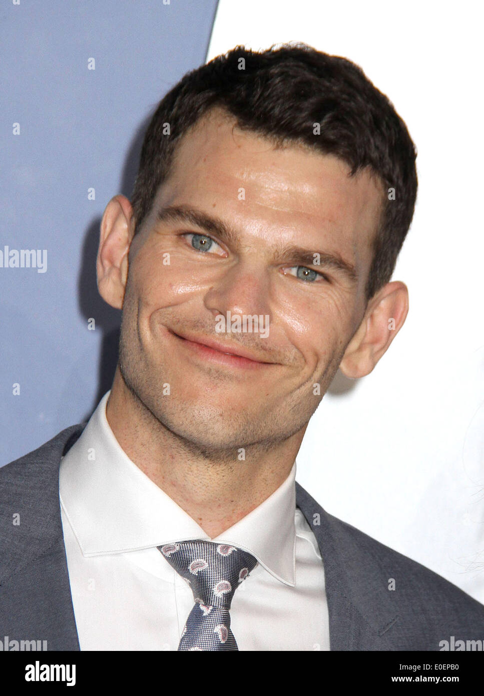 Josh helman x men hi-res stock photography and images - Alamy