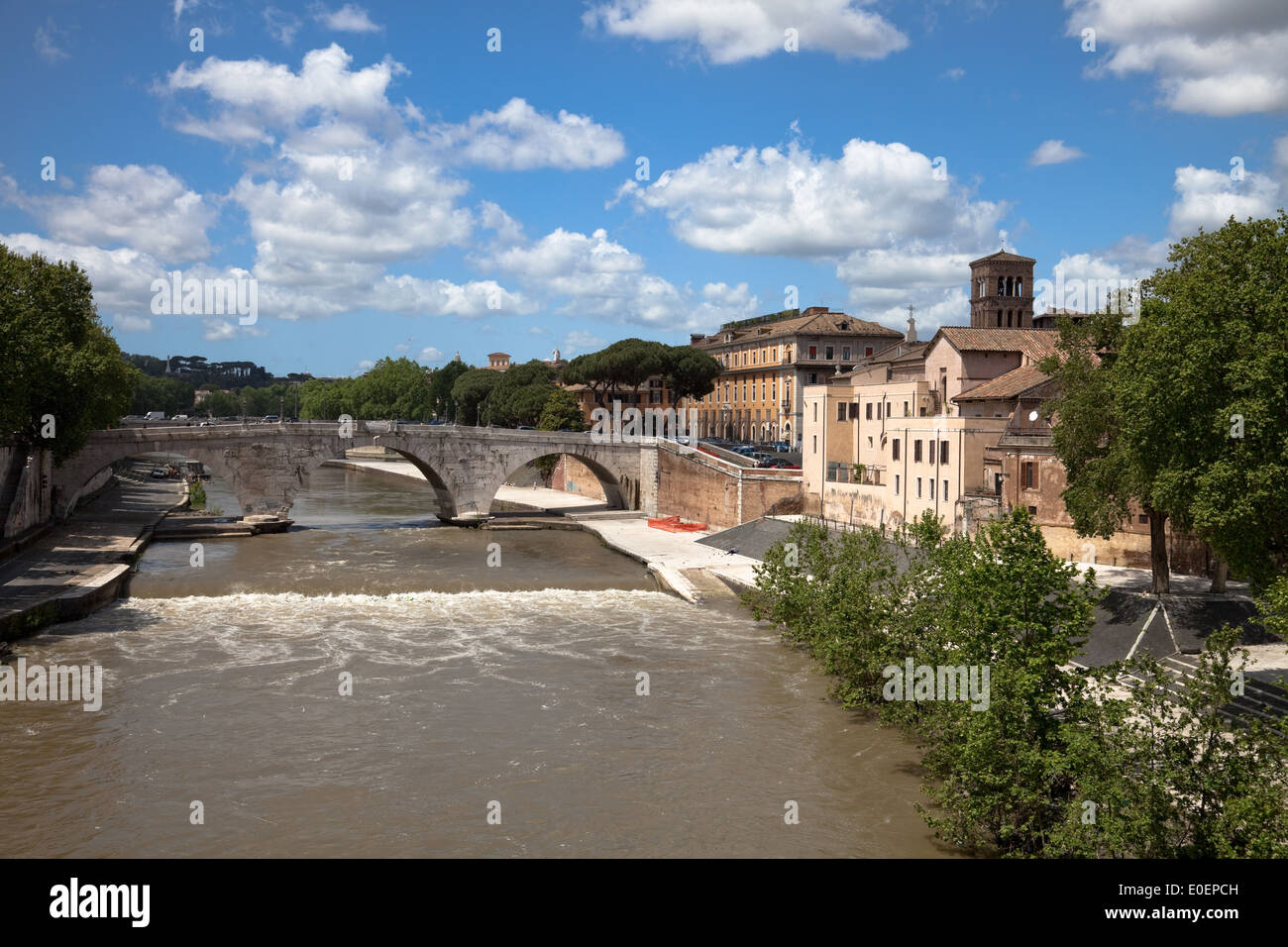Tiberinsel e hi-res stock photography and images - Alamy