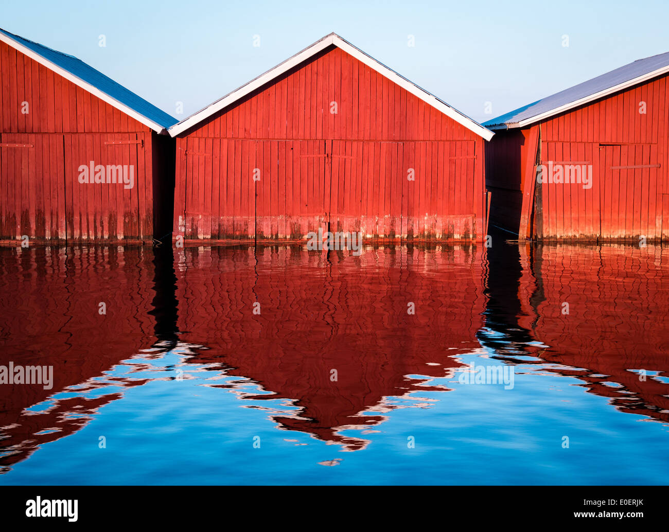 Red boathouses hi-res stock photography and images - Alamy