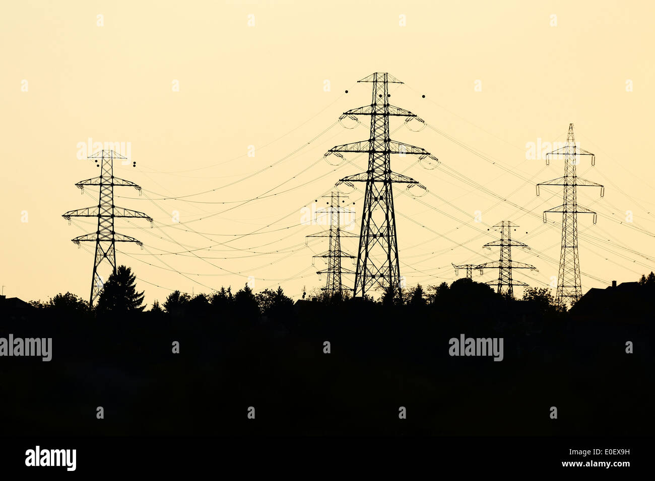 Electricity supply system hi-res stock photography and images - Alamy