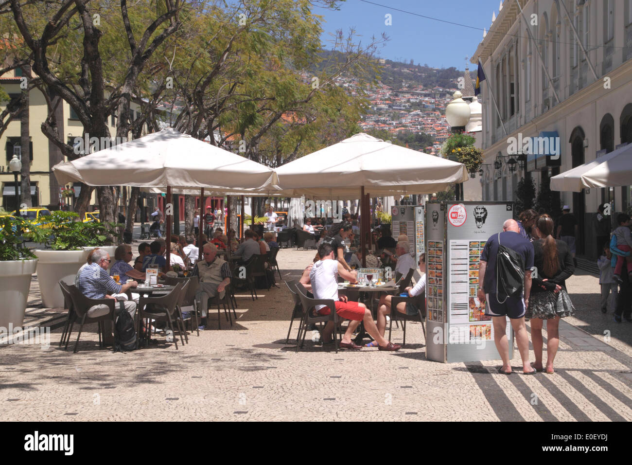 Cafe do Teatro Avenida Arriaga Funchal Madeira Stock Photo - Alamy