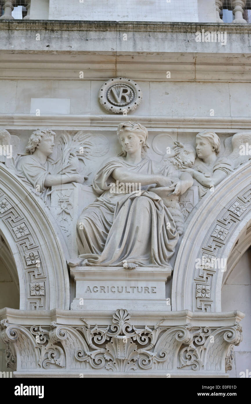 Decorative sculptures illustrates Home and Colonial concerns on the ...