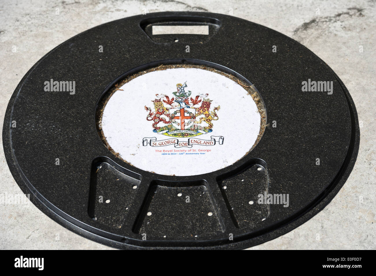 A black circular disk to hold wreaths on Remembrance Day at memorial ...