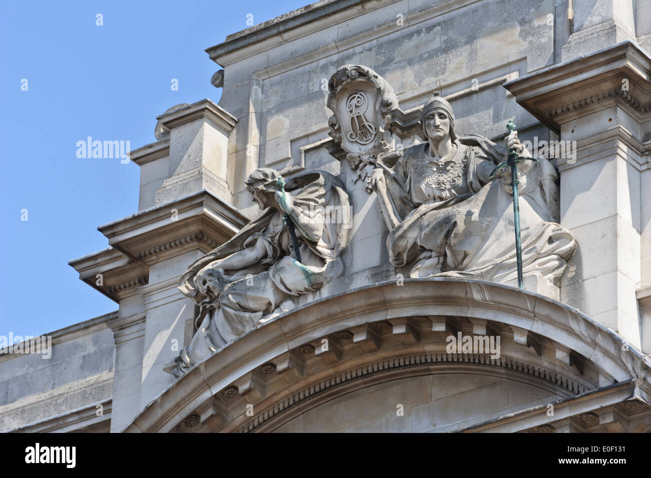 Stone statues on the Old War office building in Whitehall, London ...