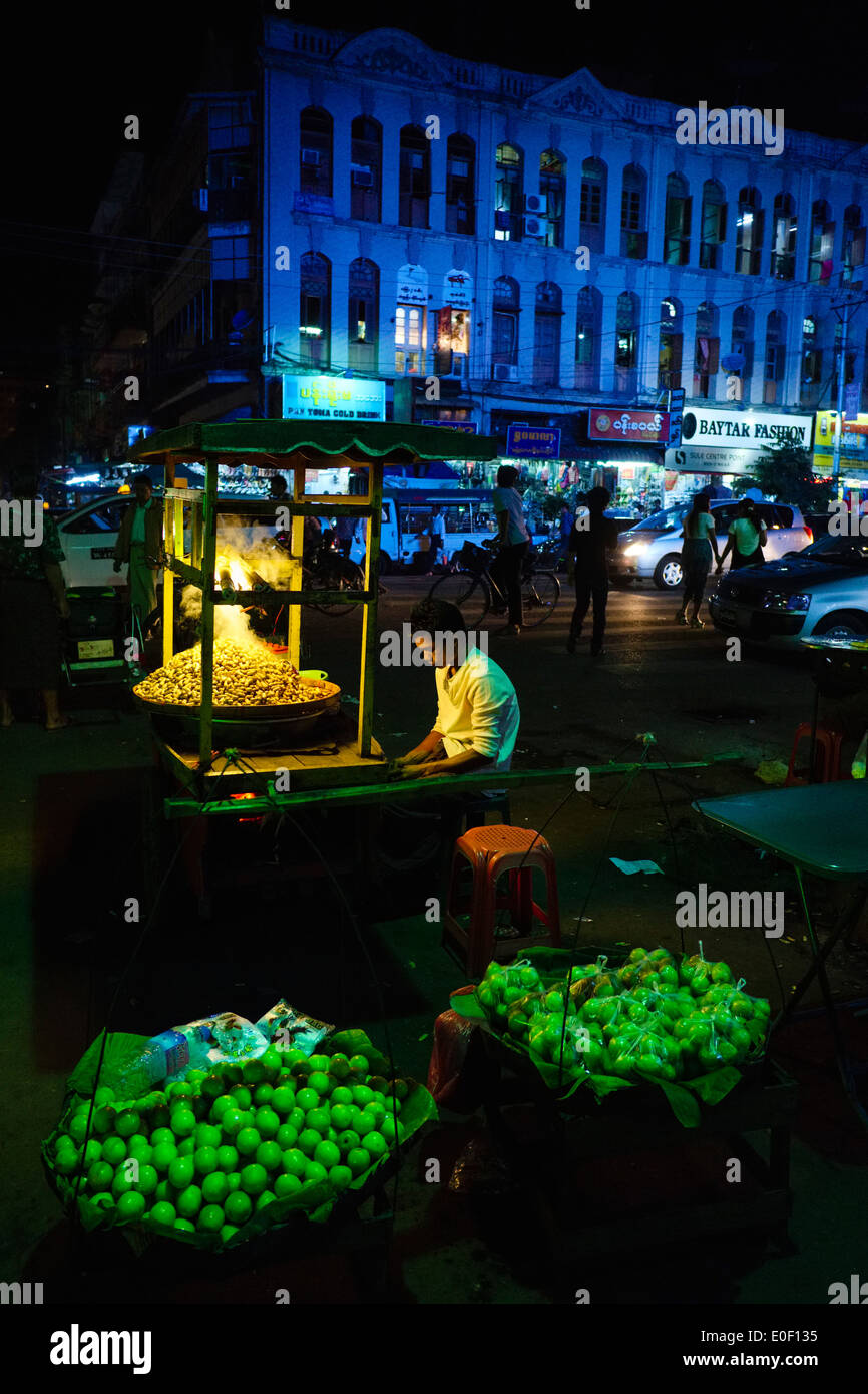 Myanmar yangon street vendors hi-res stock photography and images - Alamy