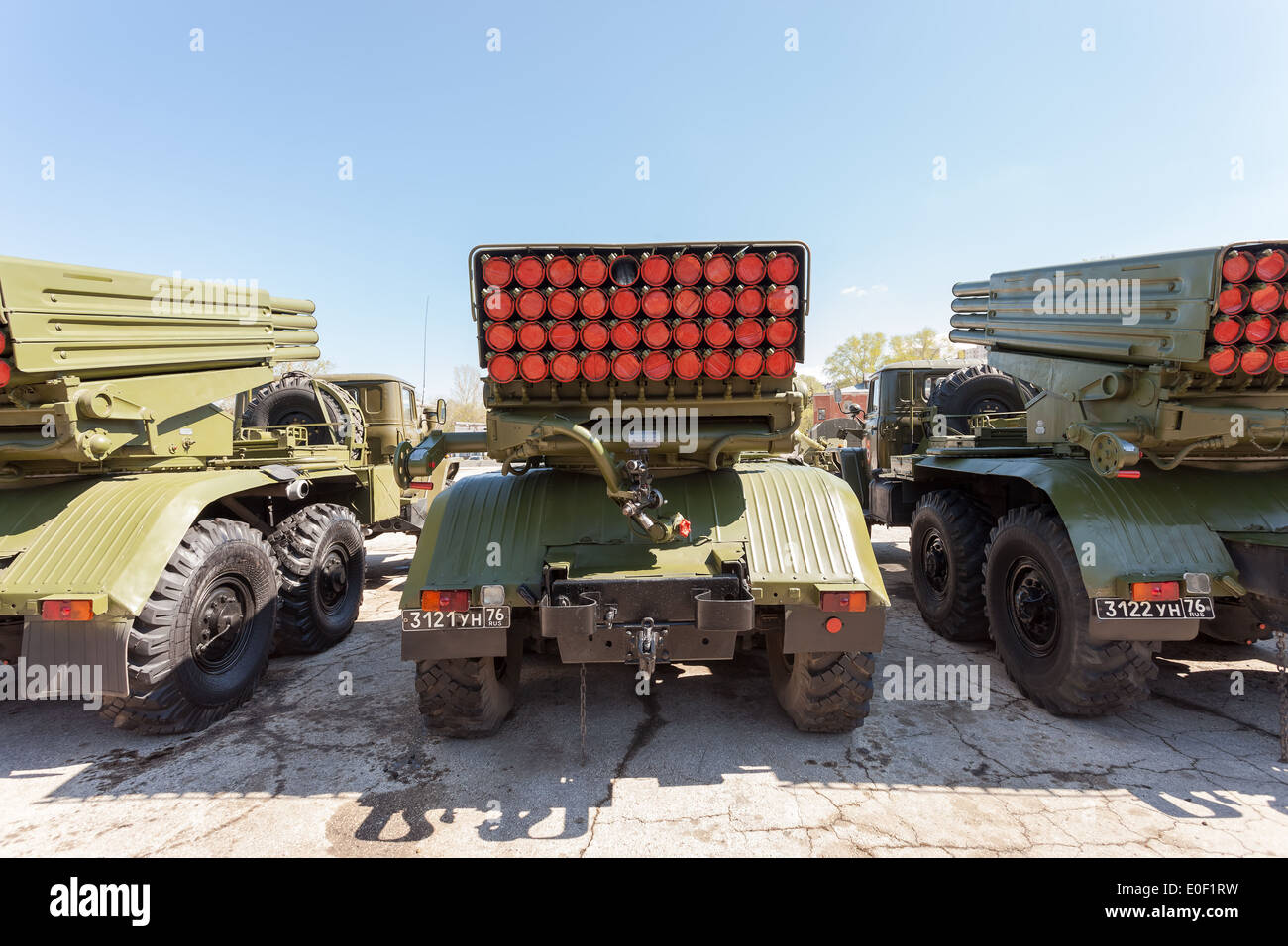 BM-21 Grad 122-mm Multiple Rocket Launcher on Ural-375D chassis Stock Photo - Alamy