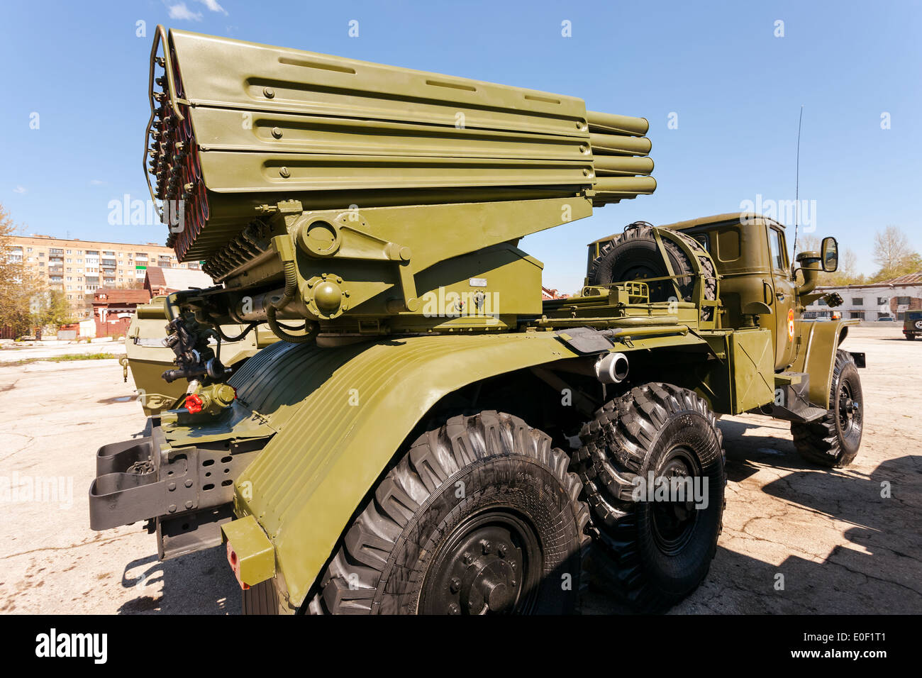Multiple rocket launcher grad hi-res stock photography and images - Alamy