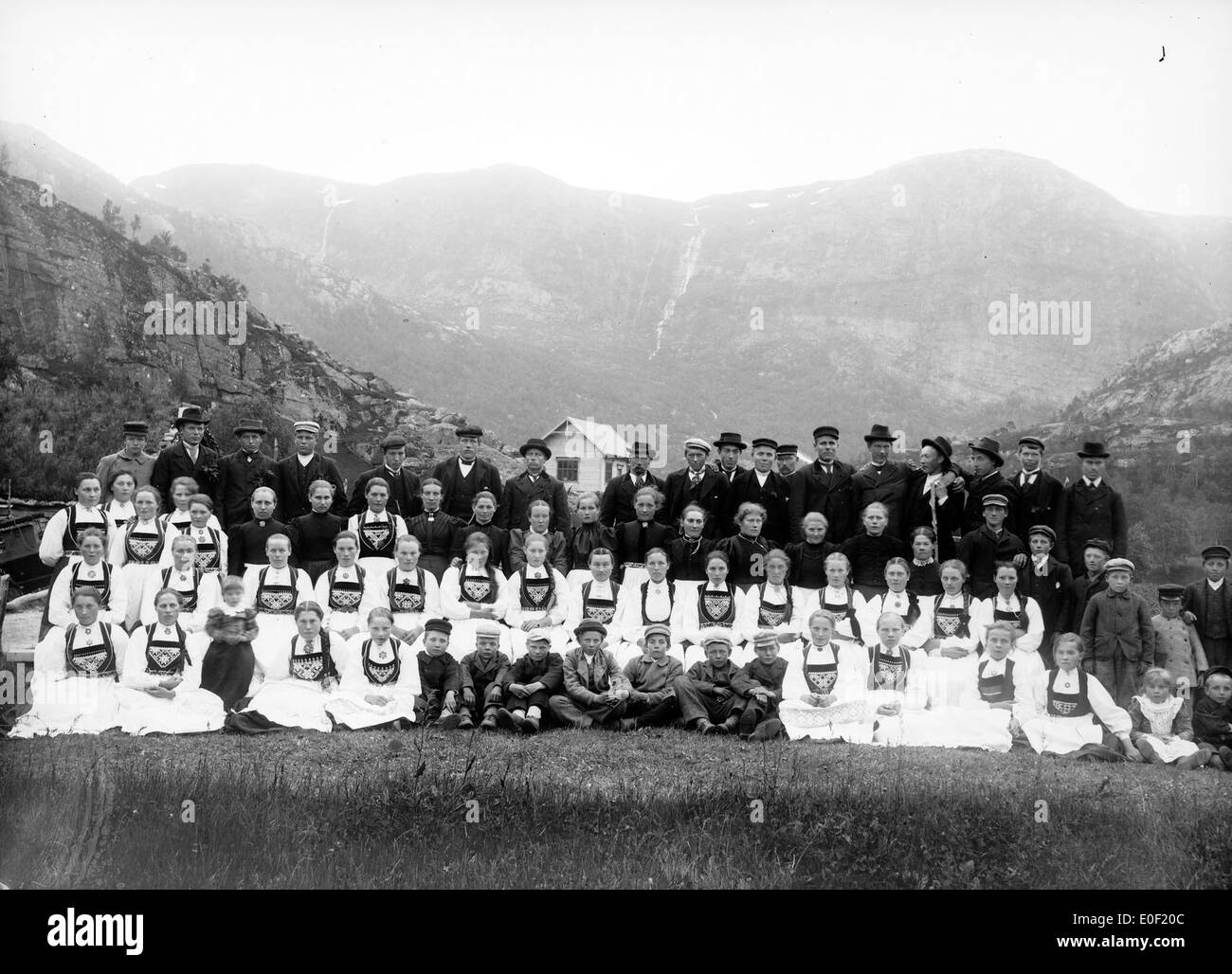 Photographs group portrait hi-res stock photography and images - Alamy