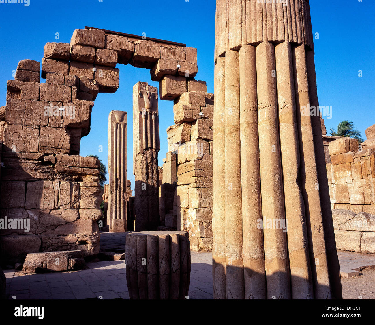 Amun temple karnak hi-res stock photography and images - Alamy