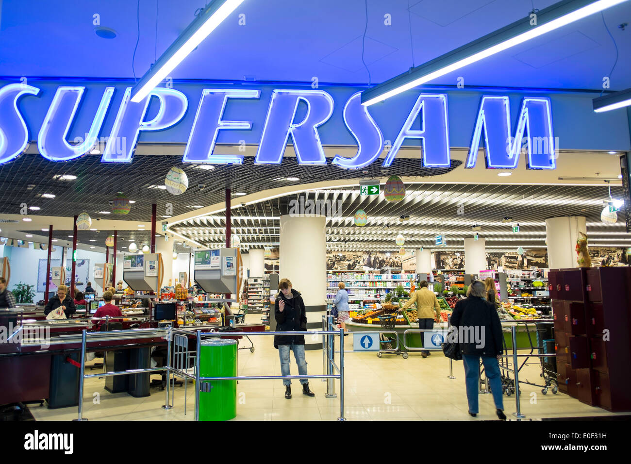 Supersam shopping mall Poland Warsaw Stock Photo - Alamy