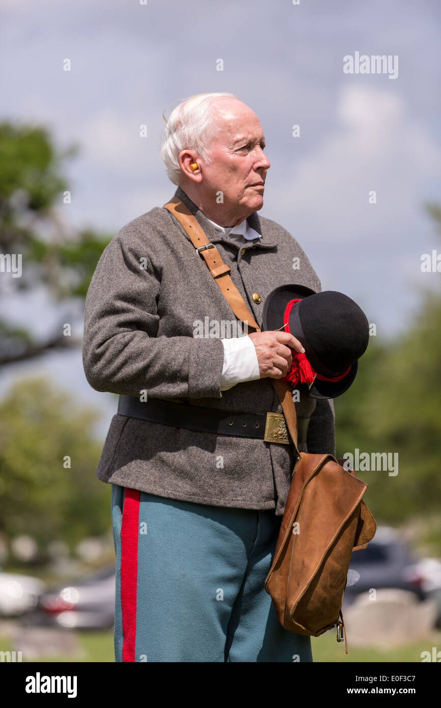 American civil war re enactor in hi-res stock photography and images ...