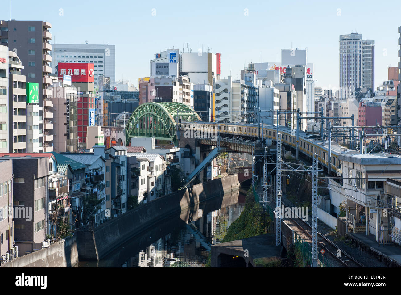 Japanese railway bridge tokyo hi-res stock photography and images - Alamy