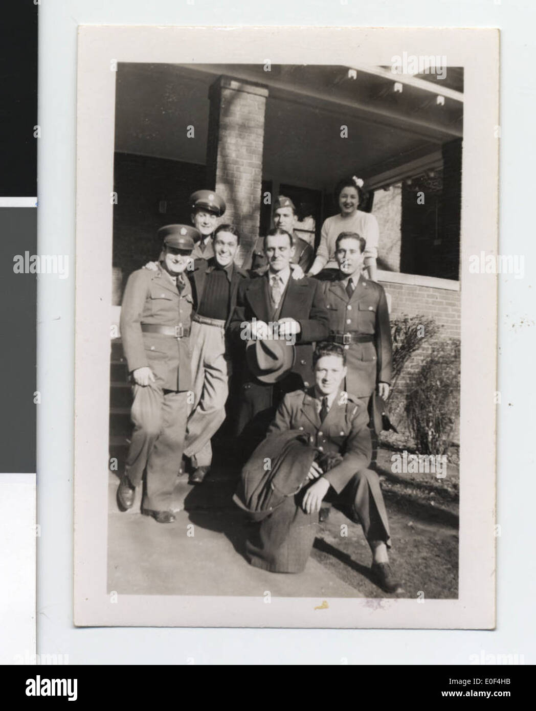 Sigma Delta Tau Sorority members in Minneapolis host Jewish servicemen ...