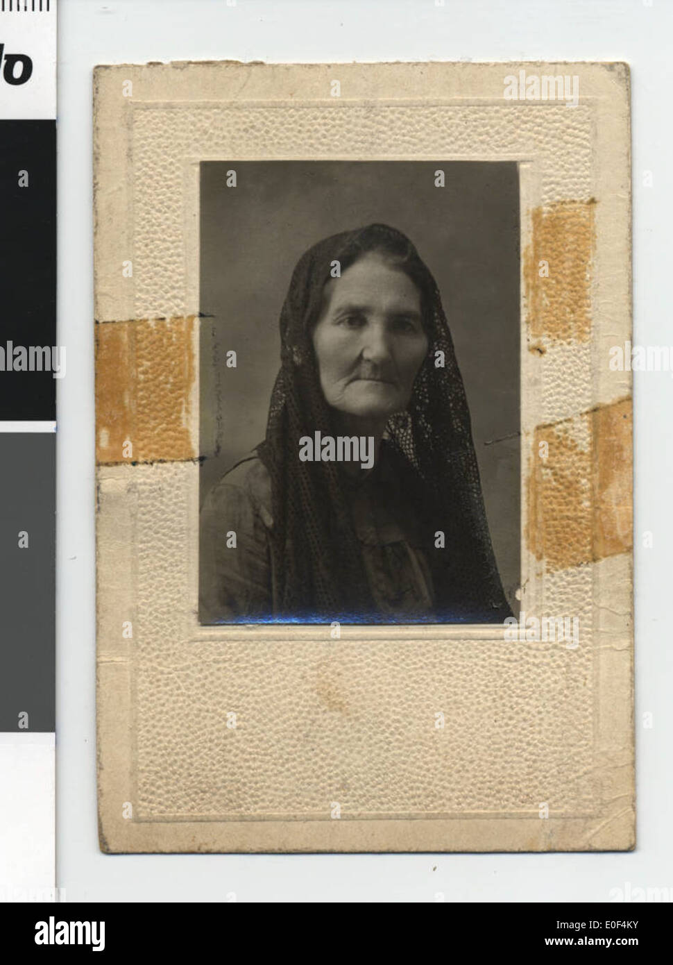 Portrait older jewish woman hi-res stock photography and images - Alamy