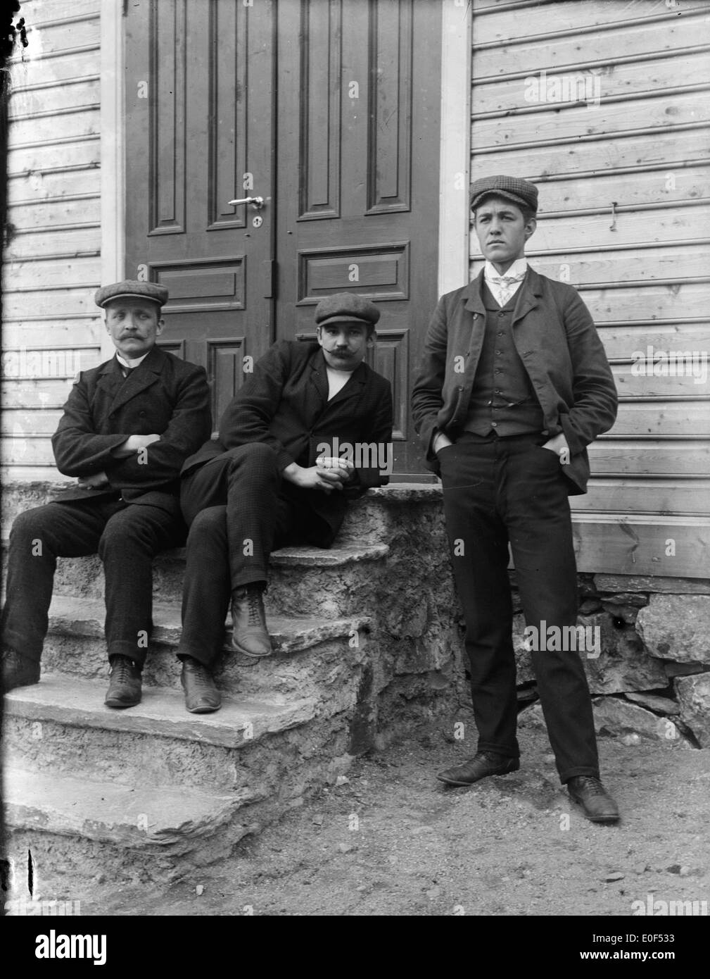 Groupportrait hi-res stock photography and images - Alamy