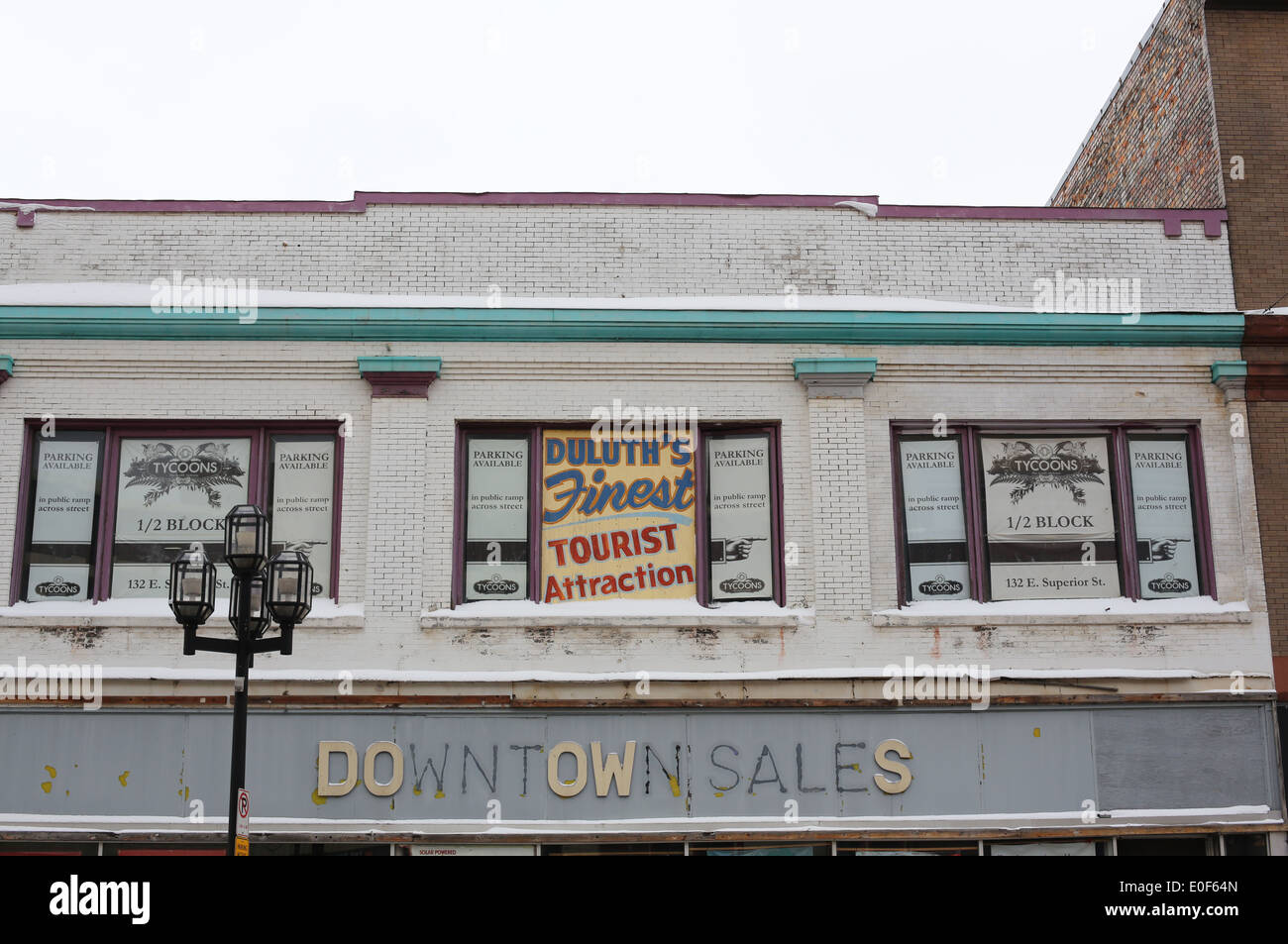 A run down storefront in Duluth, Minnesota Stock Photo - Alamy