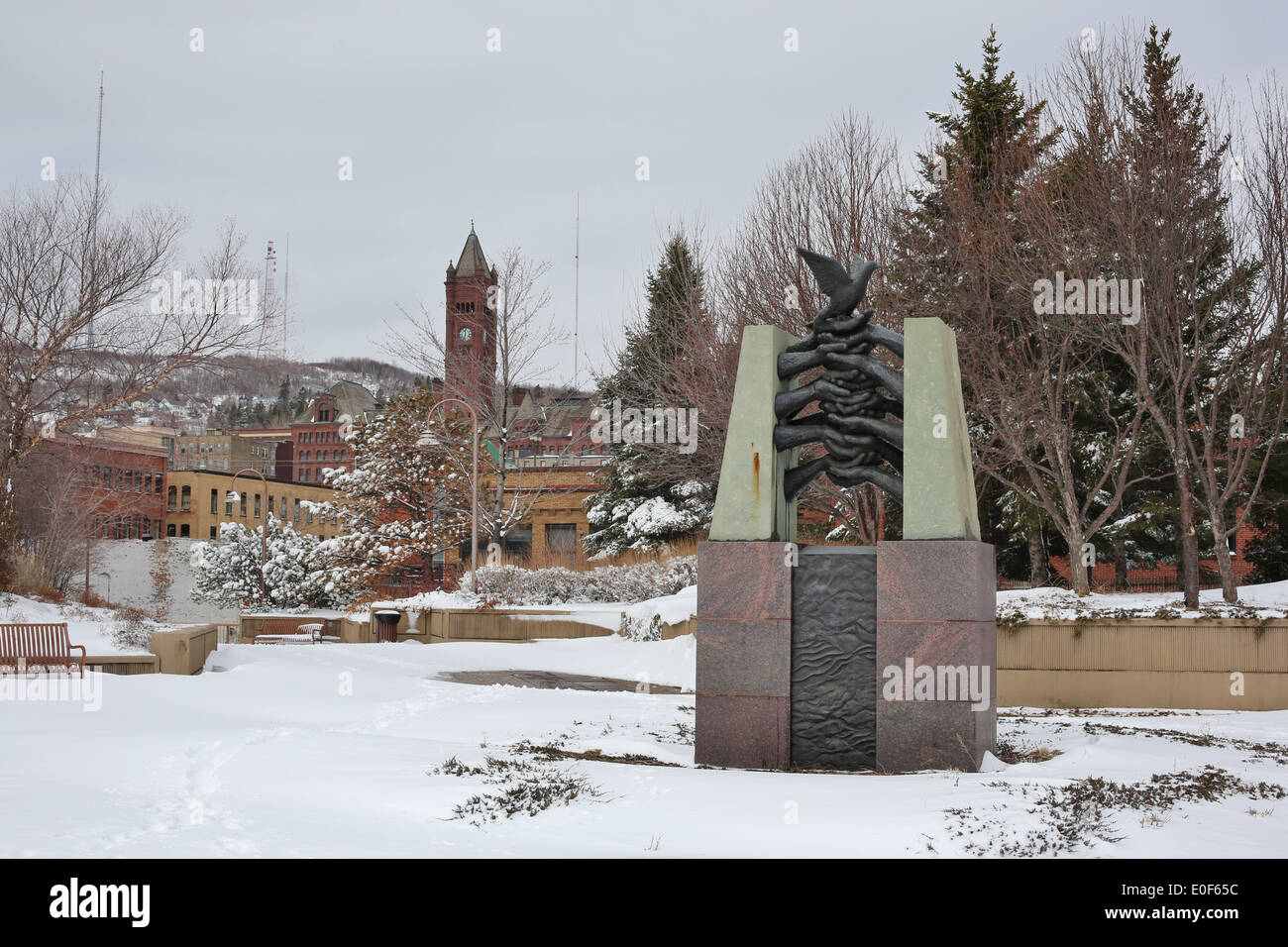 Duluth canal hi-res stock photography and images - Alamy