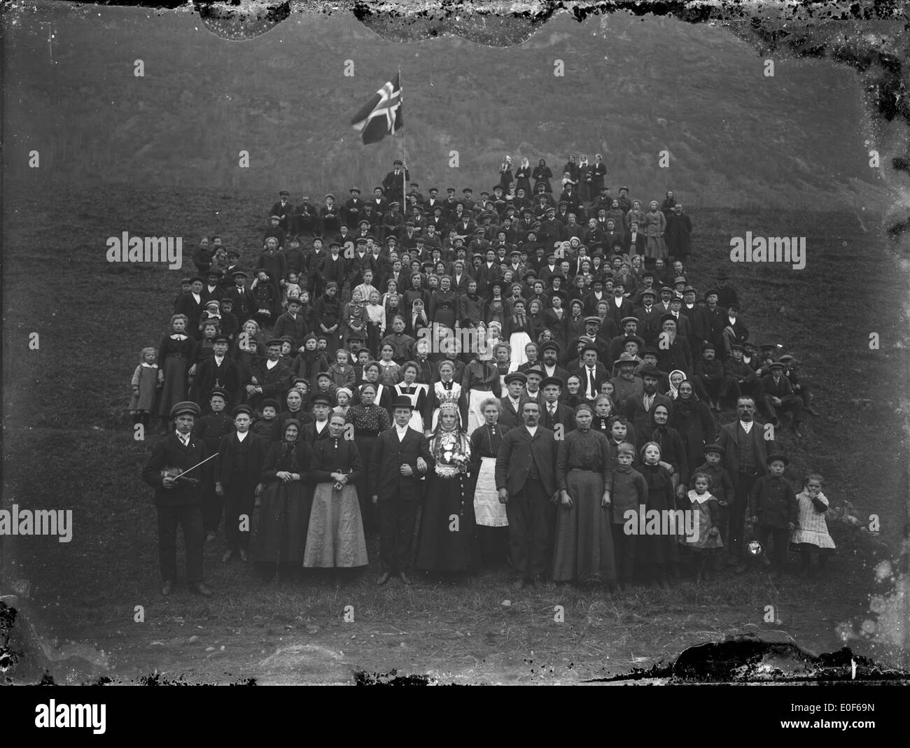 Norway wedding guests hi-res stock photography and images - Alamy