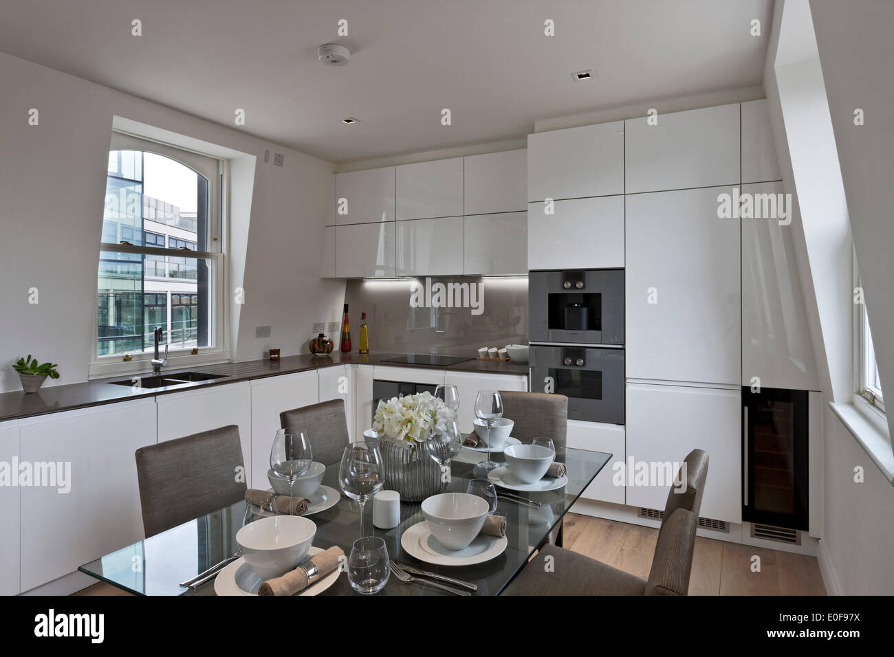 Marble Arch House, London, United Kingdom. Architect: Bennetts ...