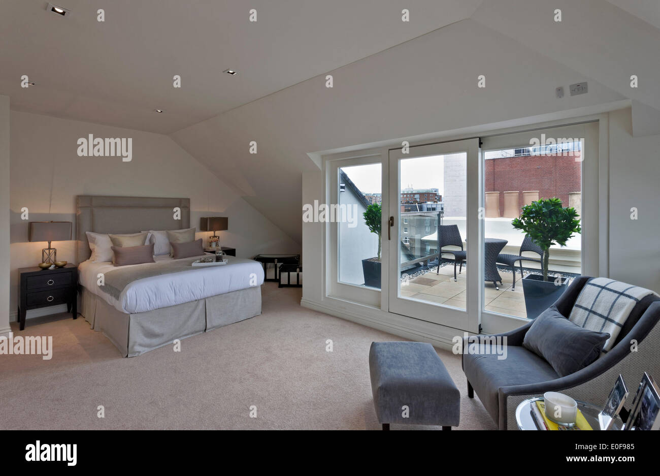 Marble Arch House, London, United Kingdom. Architect: Bennetts ...