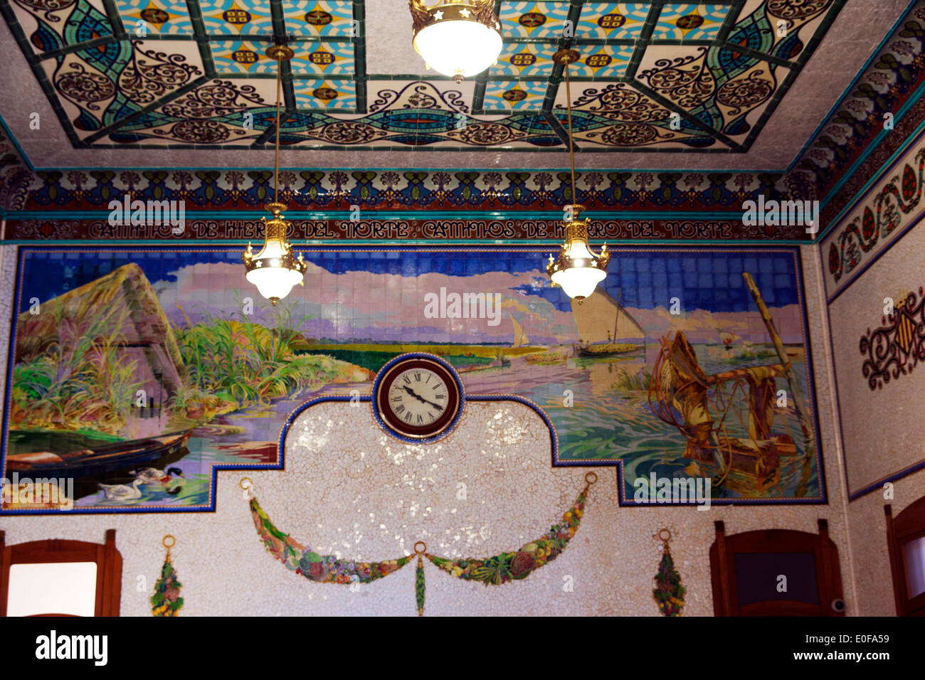 Murals mural entrance hall hi-res stock photography and images - Alamy